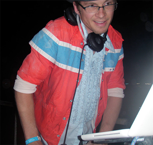 DJ Chuck Jones | San Francisco DJ | Clubs - Raves - Private Parties ...